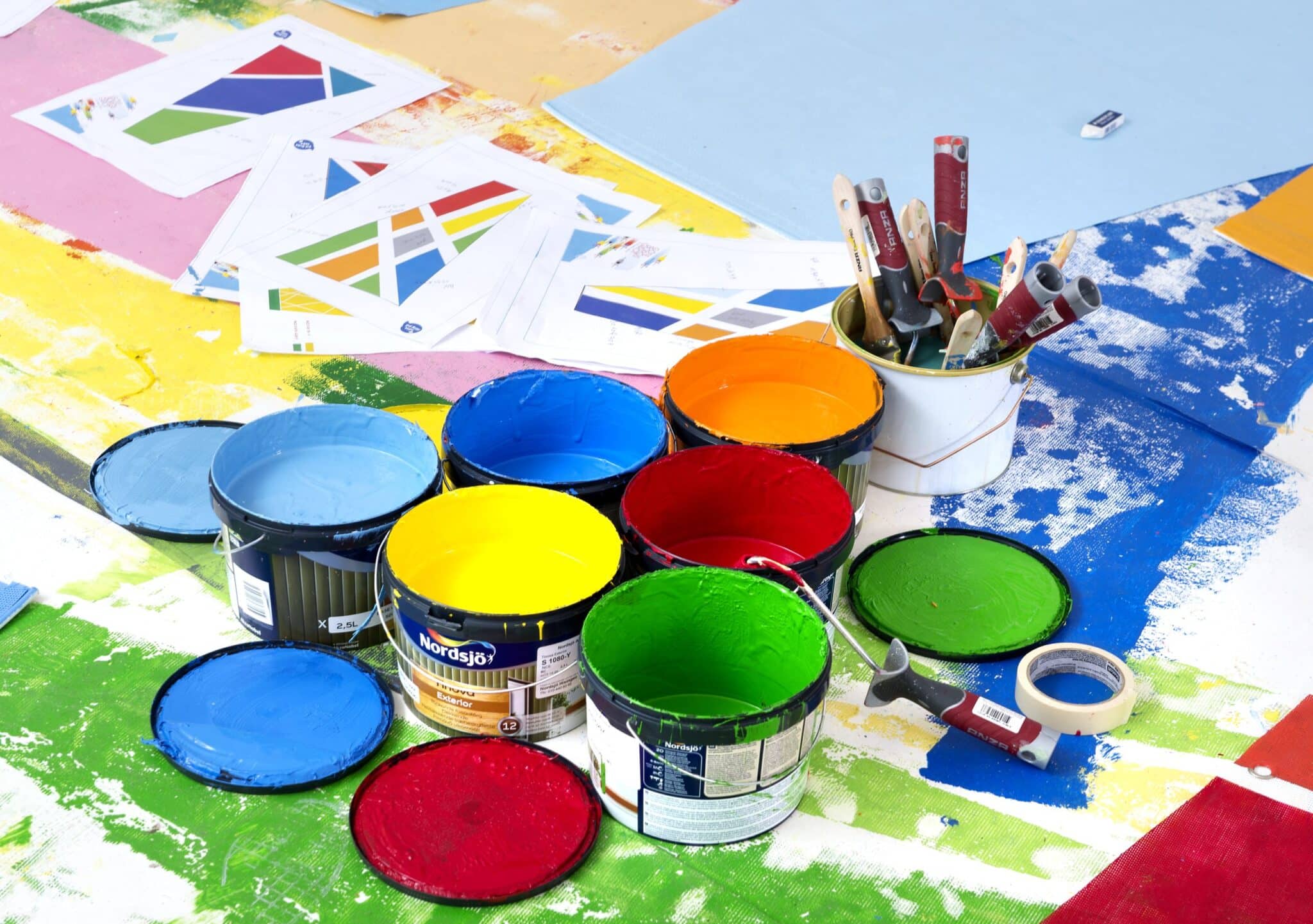 Sju trappor färg | Doing Good, tidigare känd som "Sätt färg på Göteborg", är en ideell ...